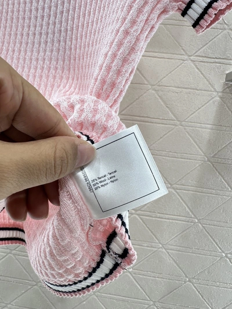 Low-cost Chanel T-Shirts