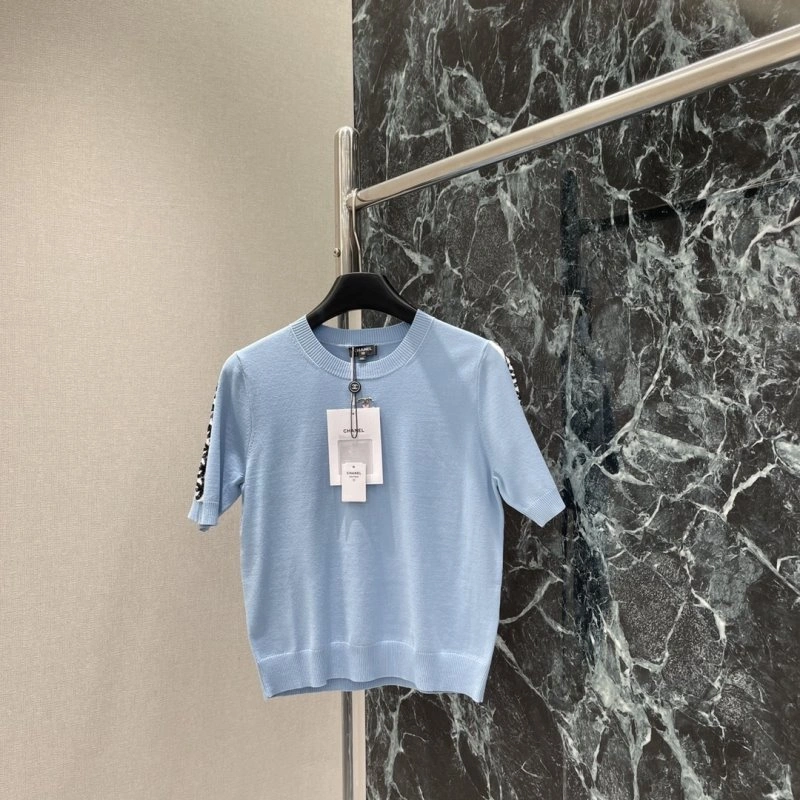 Top match Chanel T-Shirts