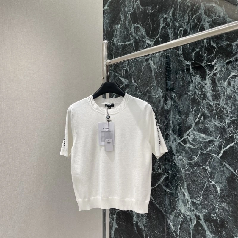 Top match Chanel T-Shirts