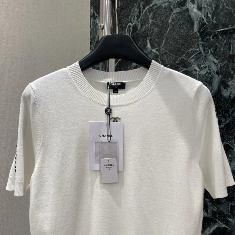 Top match Chanel T-Shirts