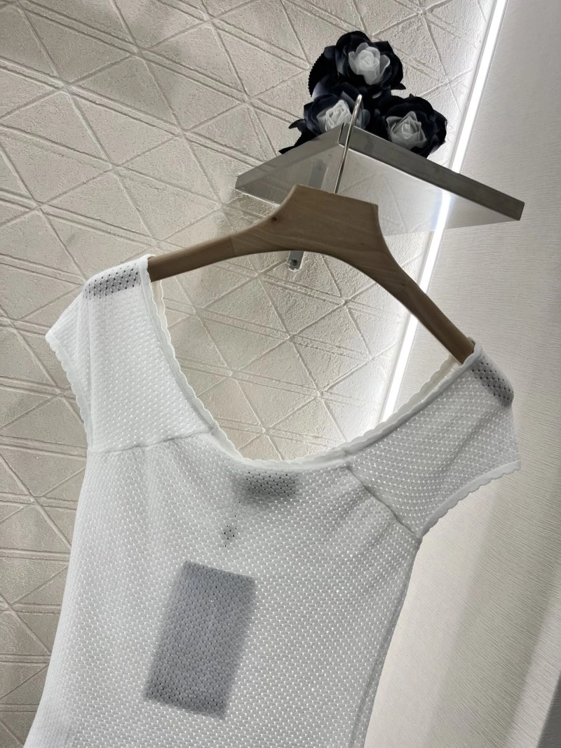 Top mirror Chanel T-Shirts