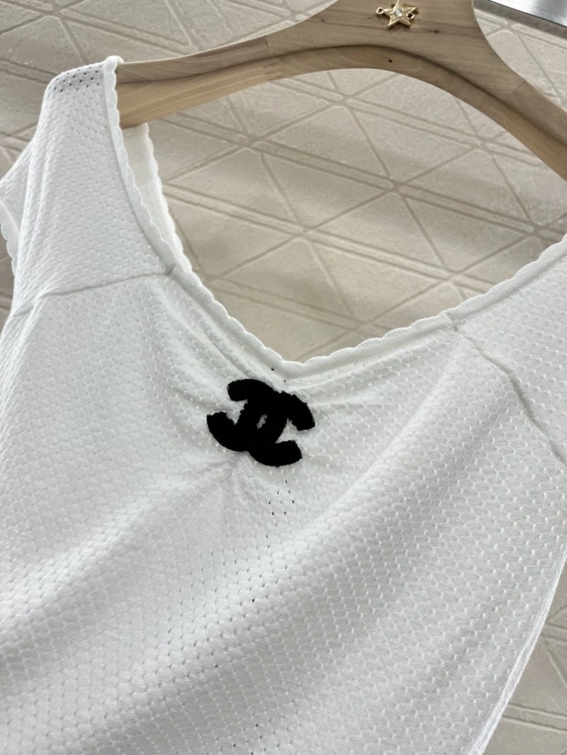 Top mirror Chanel T-Shirts