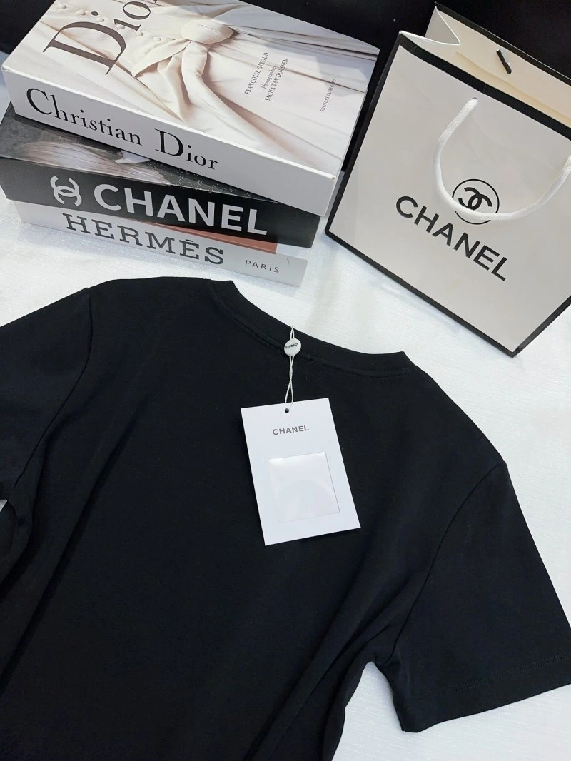 Economical Chanel T-Shirts