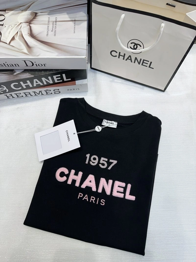 Economical Chanel T-Shirts
