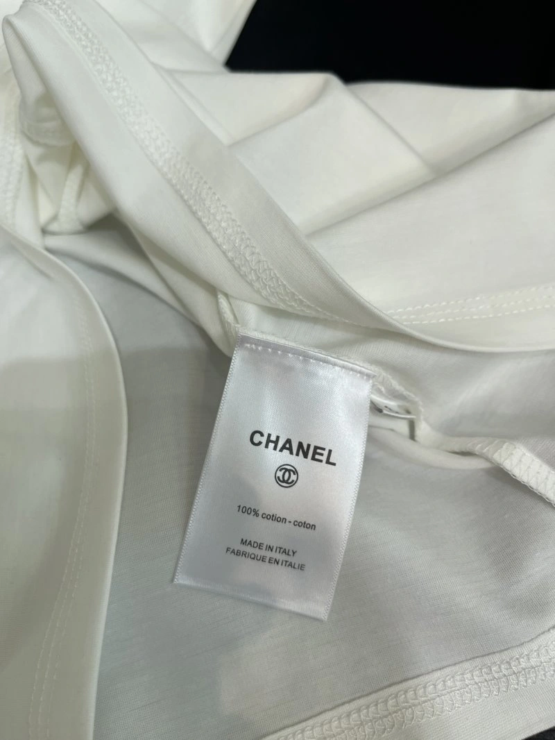 Economical Chanel T-Shirts