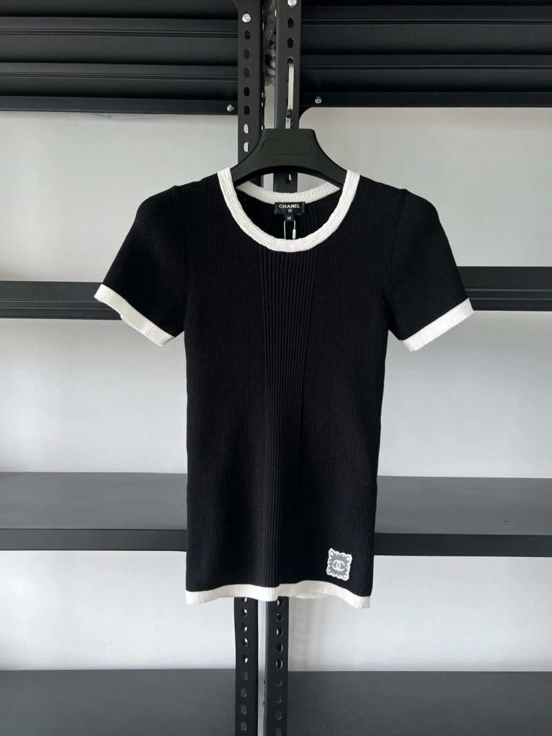 Accurate model Chanel T-Shirts