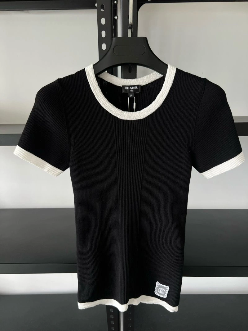 Accurate model Chanel T-Shirts