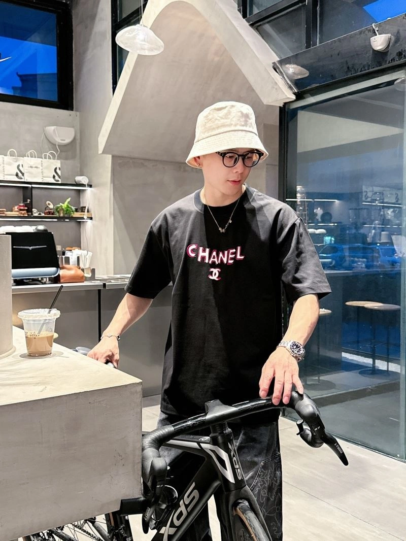 Brand-original Chanel T-Shirts