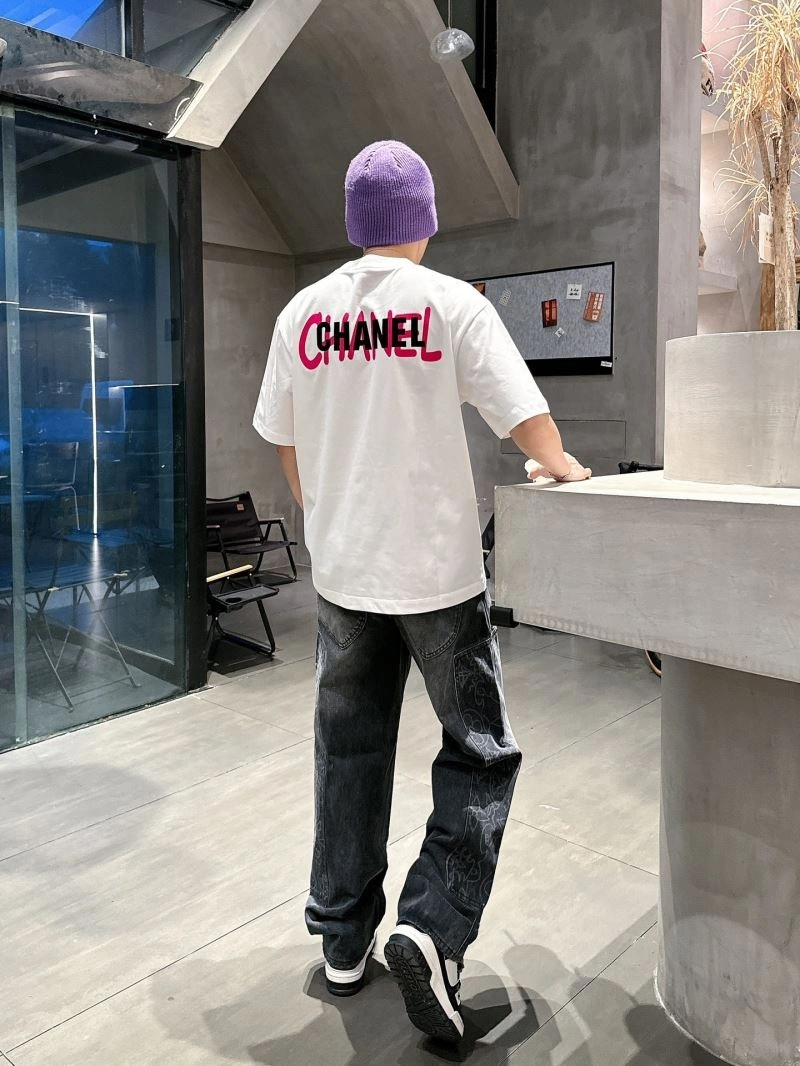 Bargain Chanel T-Shirts