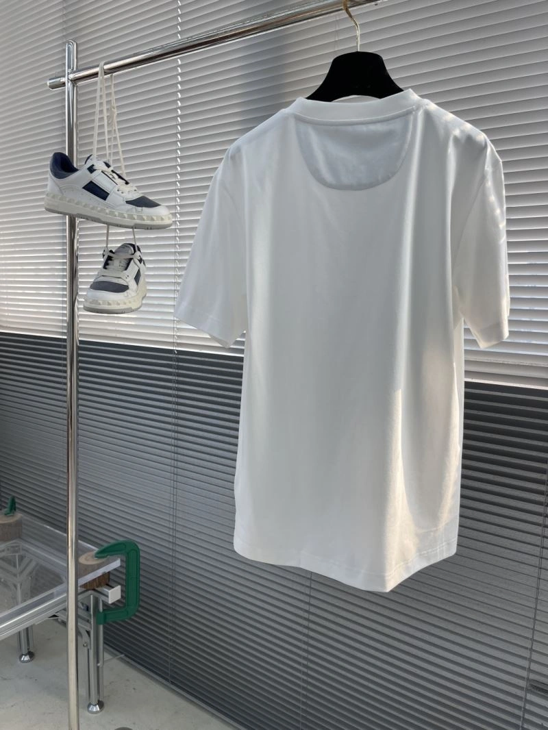 Inexpensive Chanel T-Shirts