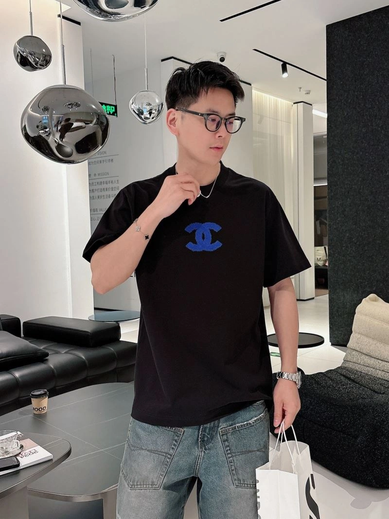 Low-cost Chanel T-Shirts