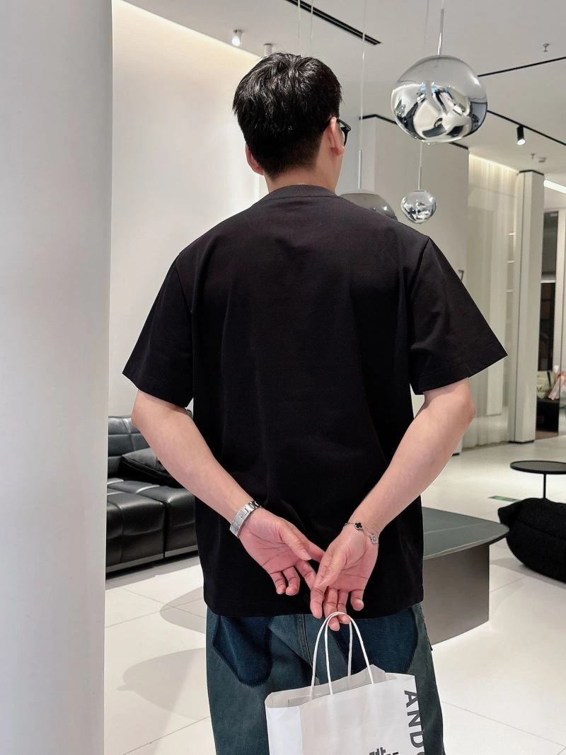 Low-cost Chanel T-Shirts