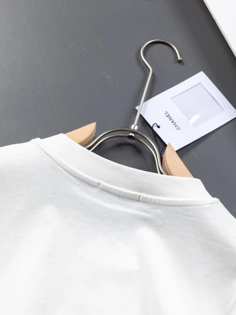 Exact replica Chanel T-Shirts