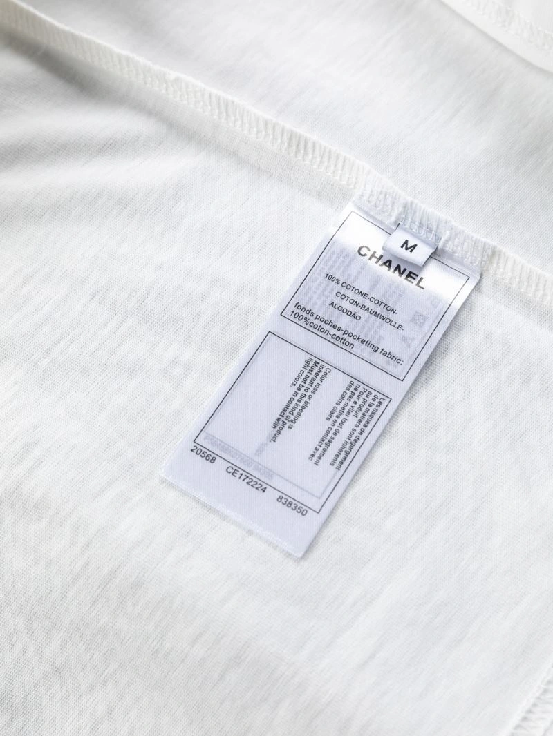 Exact replica Chanel T-Shirts