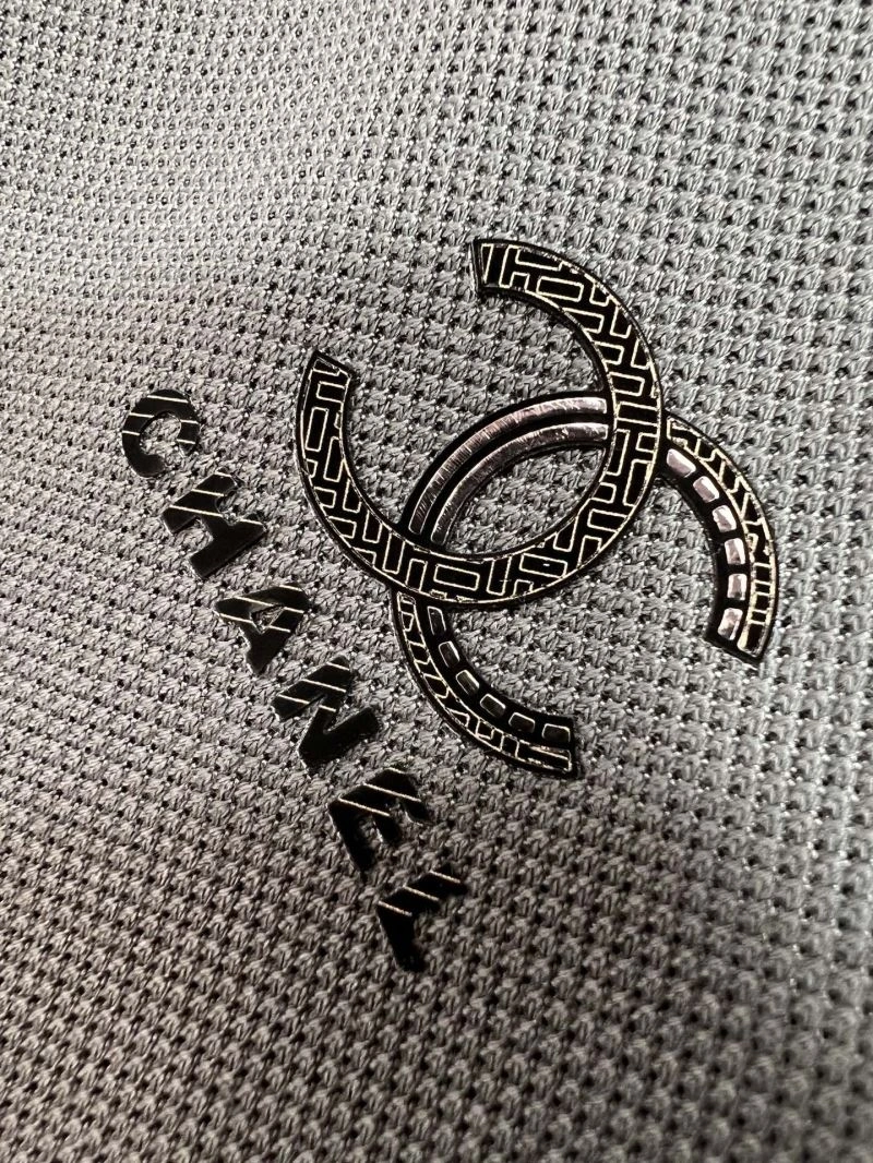 Low-cost Chanel T-Shirts