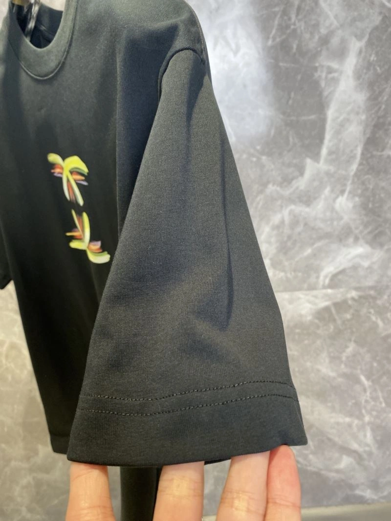 Brand-original Chanel T-Shirts