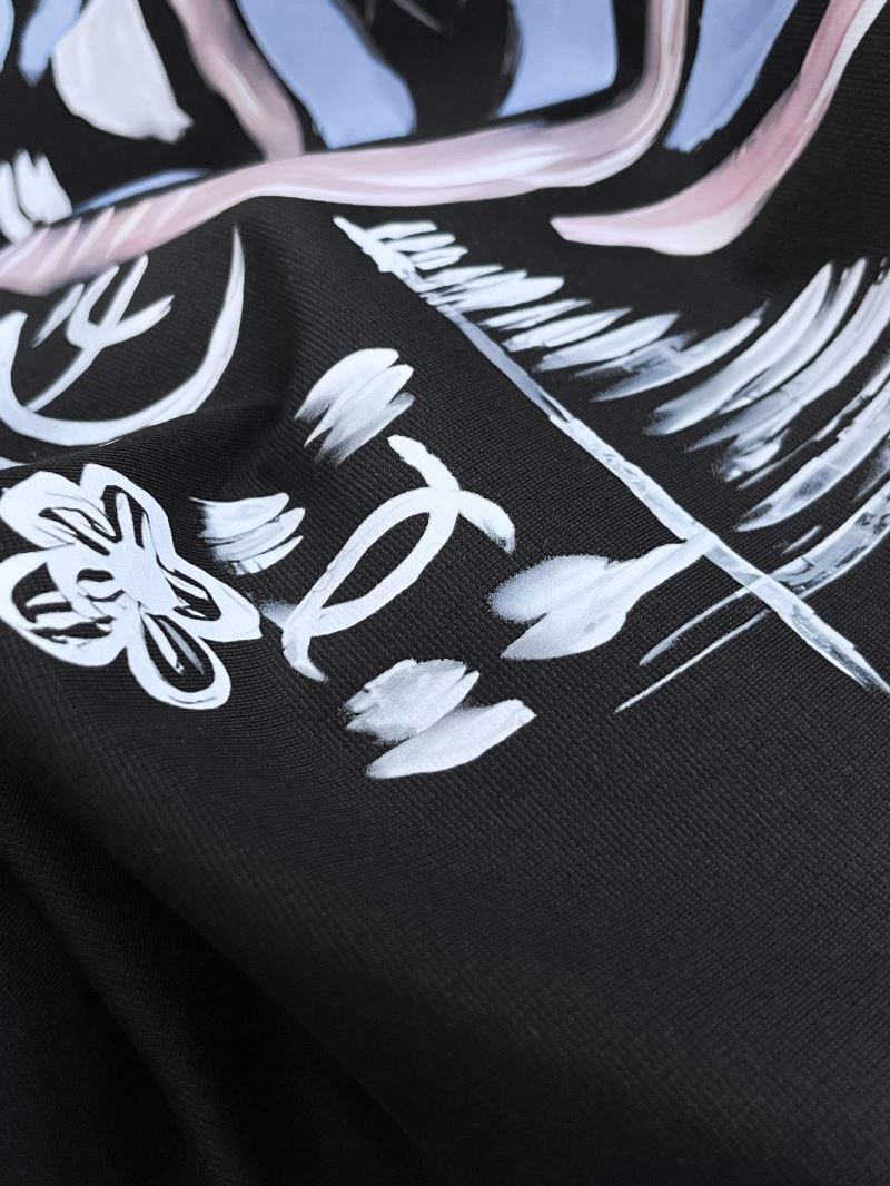 Legit Chanel T-Shirts