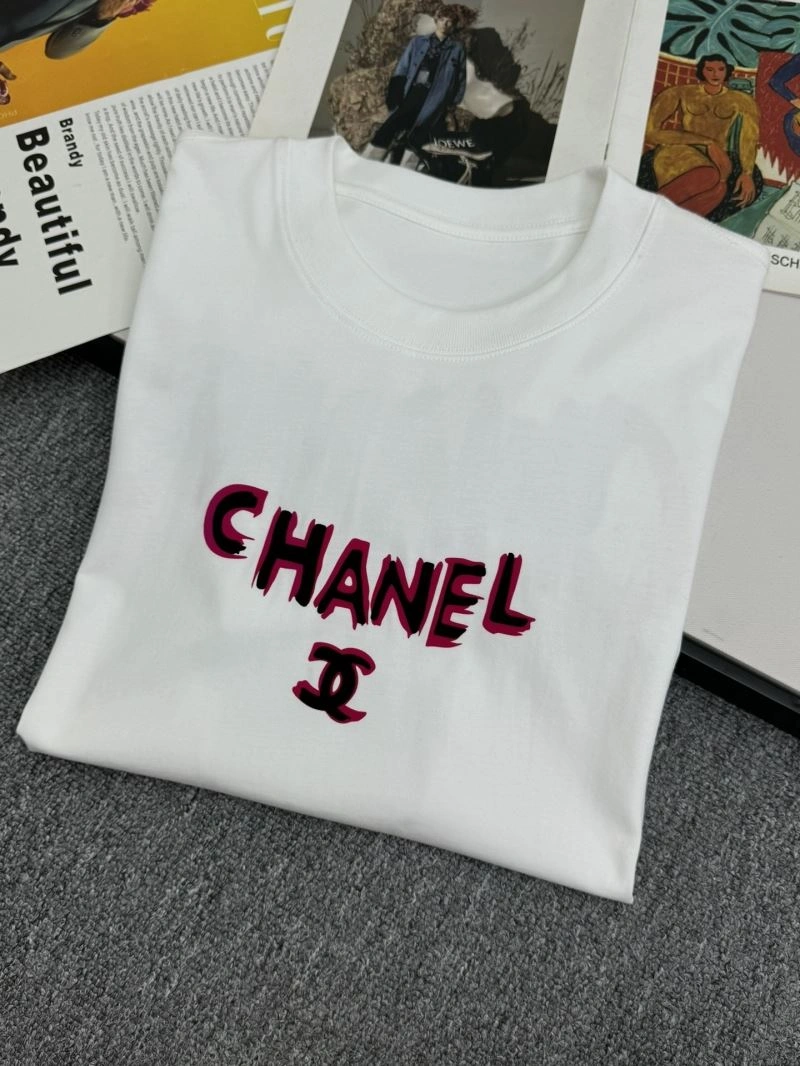 Bargain Chanel T-Shirts