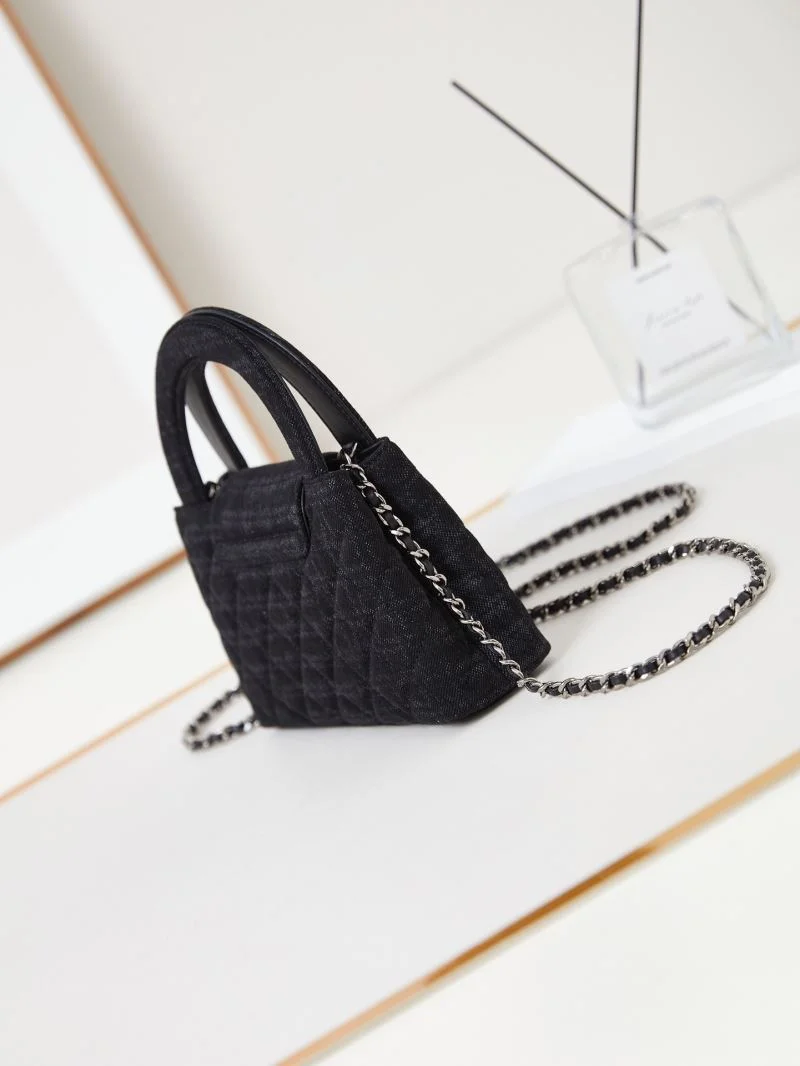 Bargain Chanel Top Handle Bags