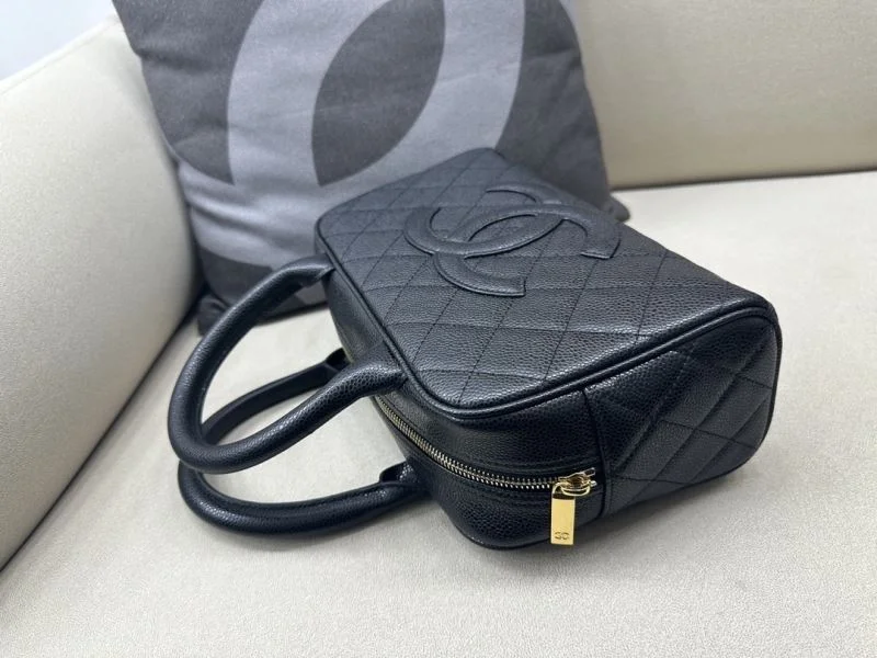 Accurate model Chanel Top Handle Bags