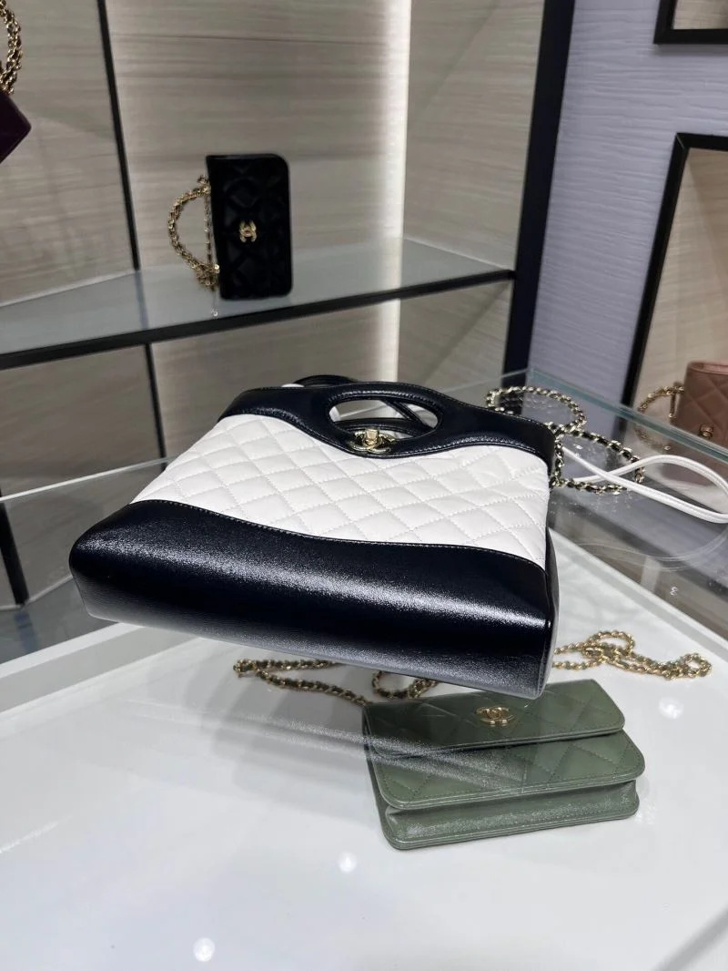 Bargain Chanel Top Handle Bags