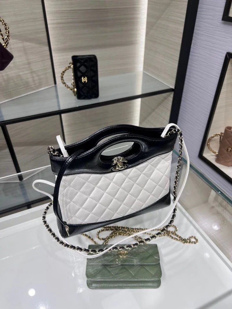 Bargain Chanel Top Handle Bags