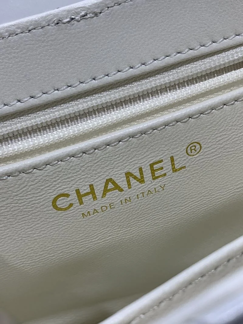 Bargain Chanel Top Handle Bags