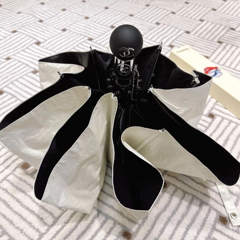 Low-cost Chanel Umbrella