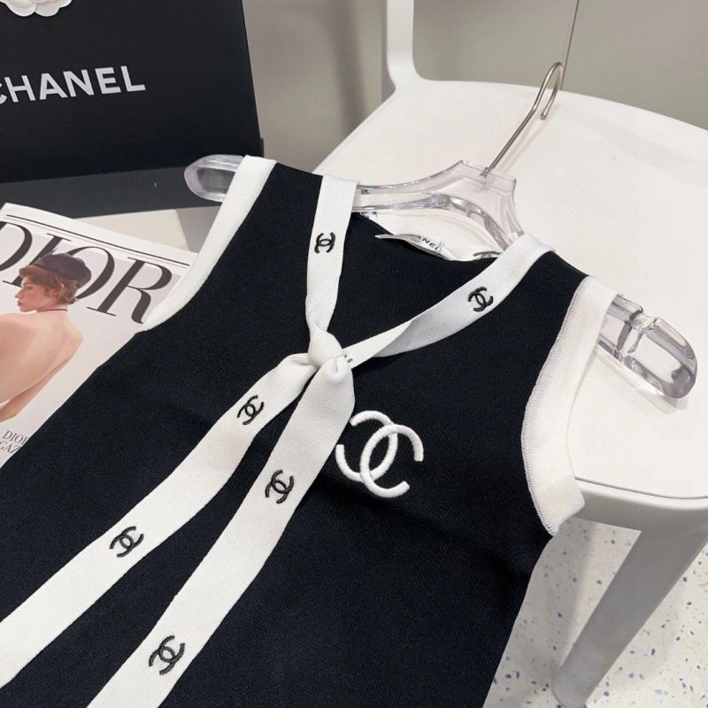 Accurate model Chanel Vest
