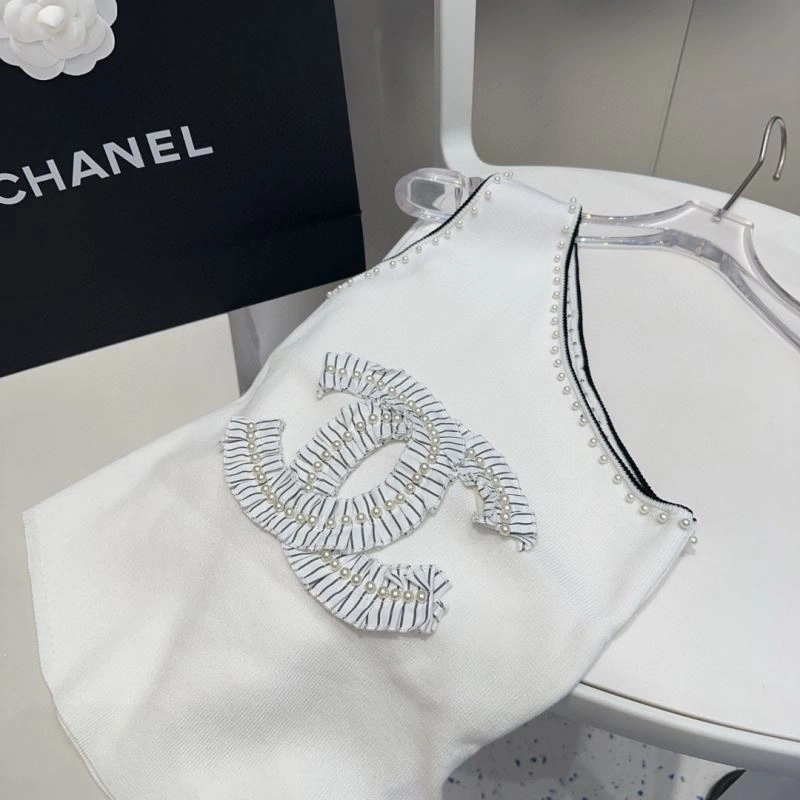 Accurate model Chanel Vest