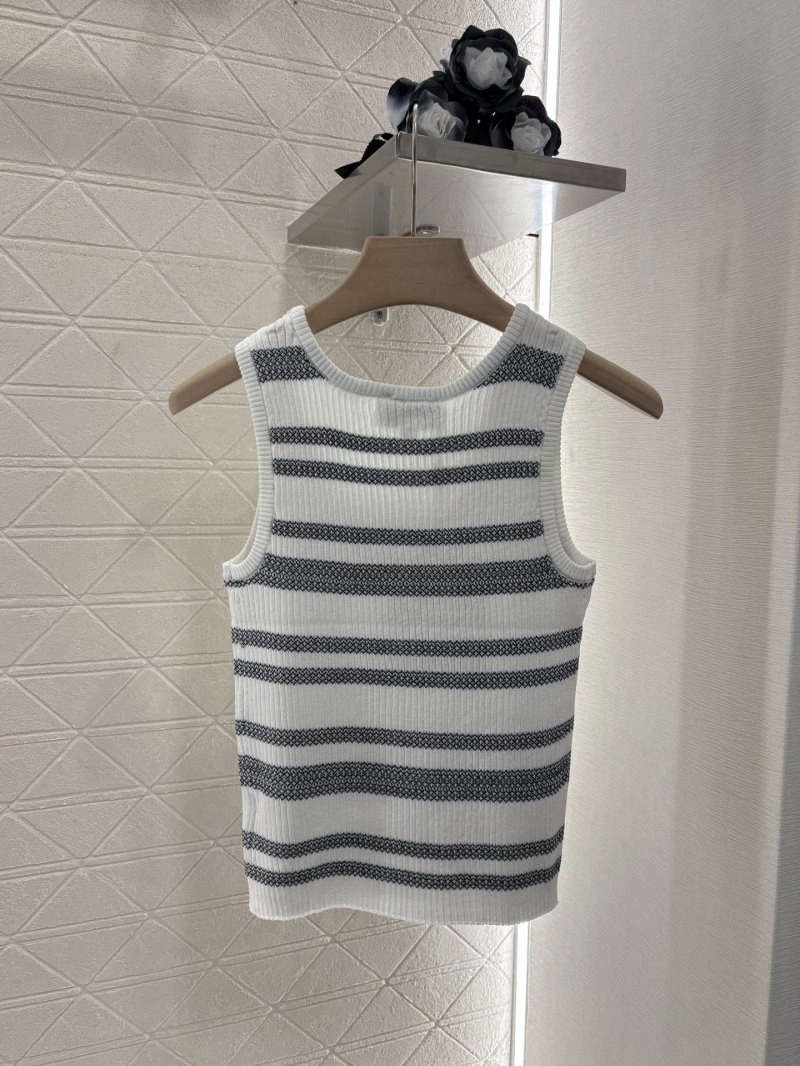 Legit Chanel Vest