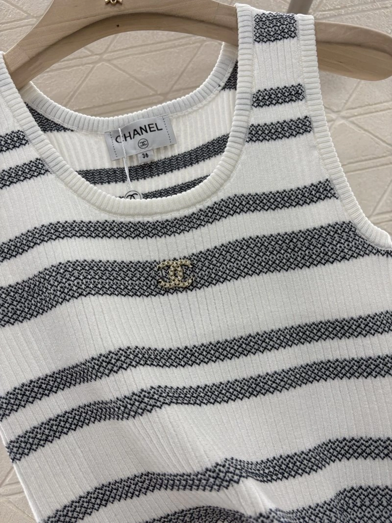 Legit Chanel Vest