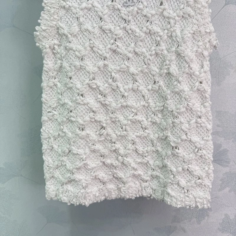 Accurate model Chanel Vest