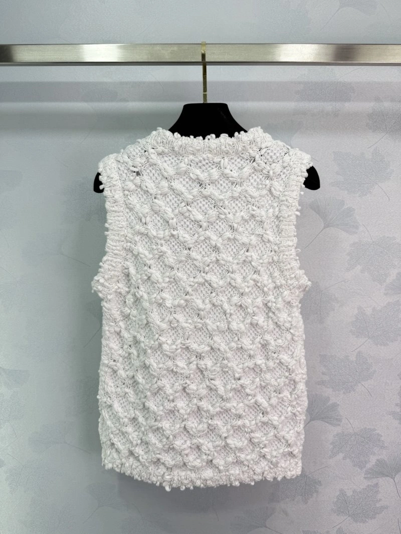 Accurate model Chanel Vest
