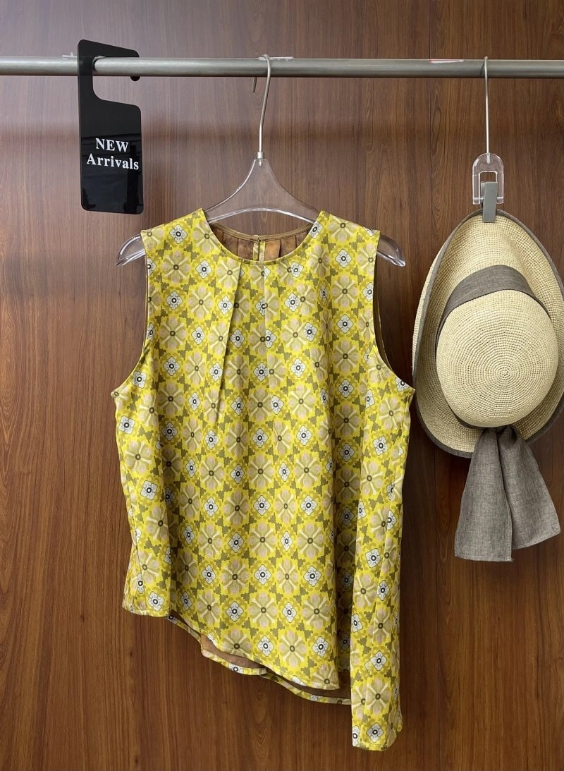 Discounted Chanel Vest