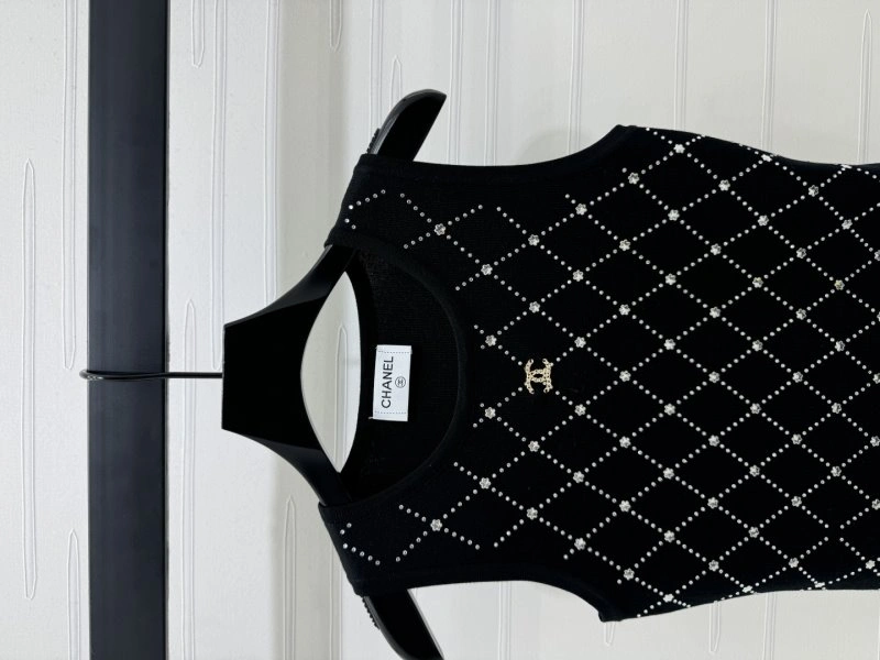 Precise copy Chanel Vest