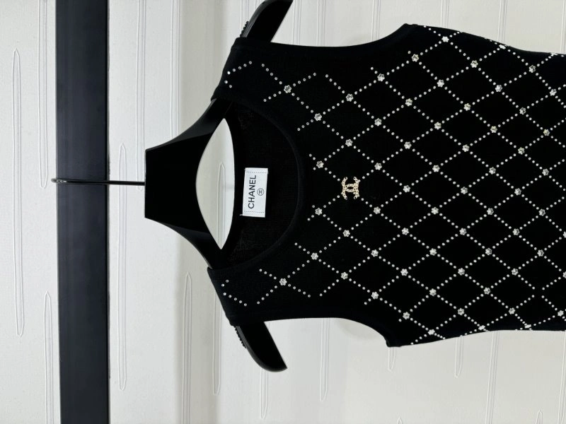 Precise copy Chanel Vest