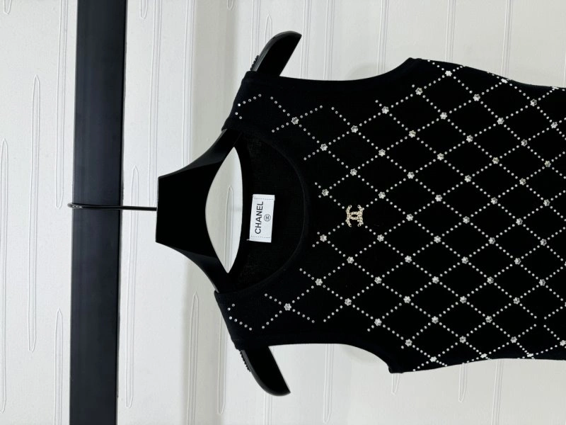 Precise copy Chanel Vest