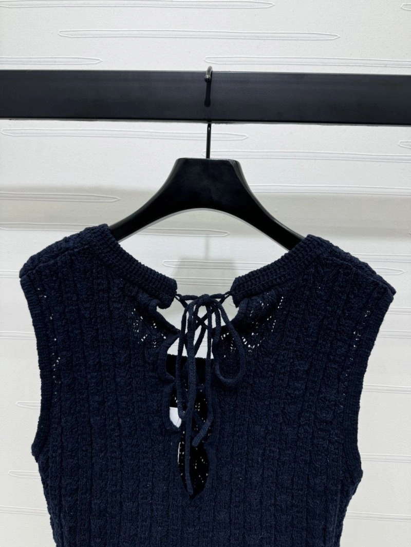 Top match Chanel Vest