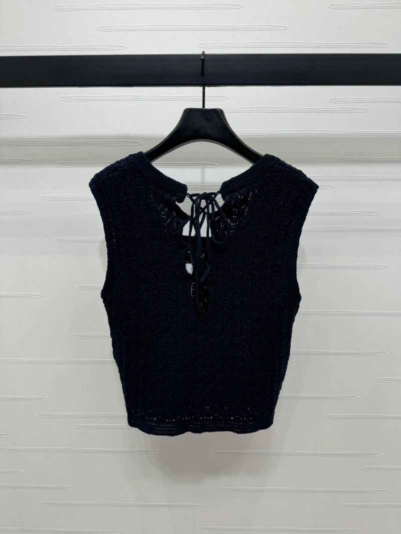 Top match Chanel Vest