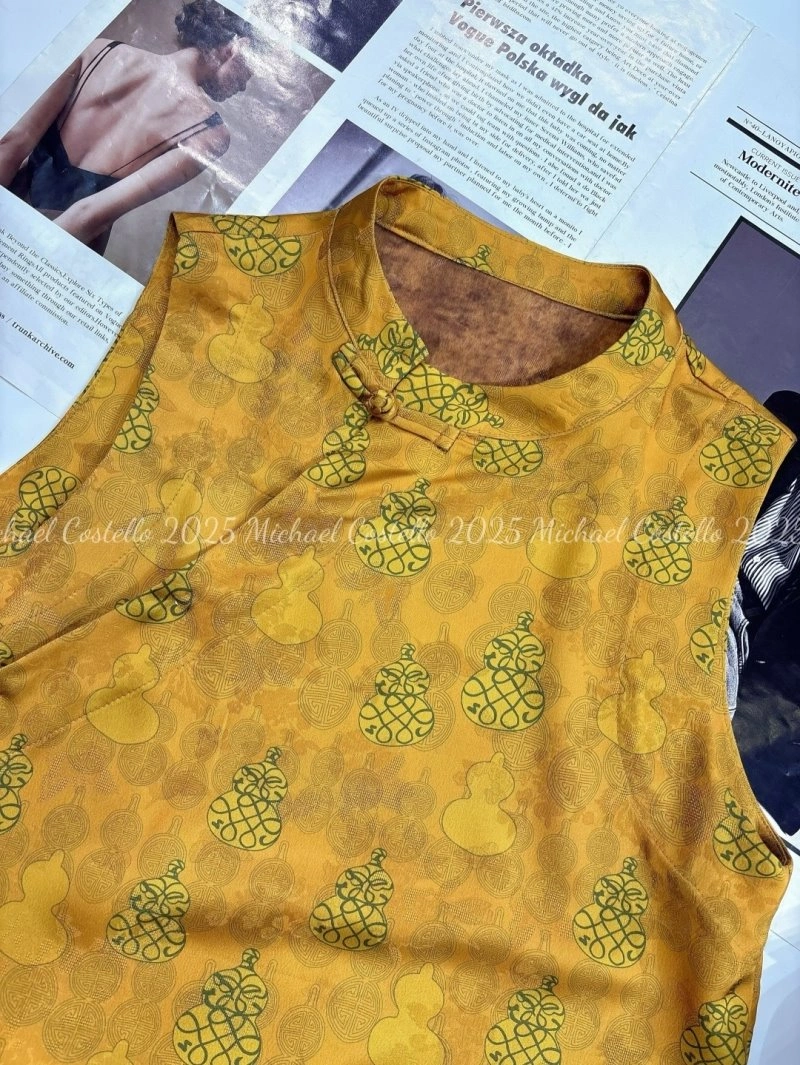 Factory-made Chanel Vest