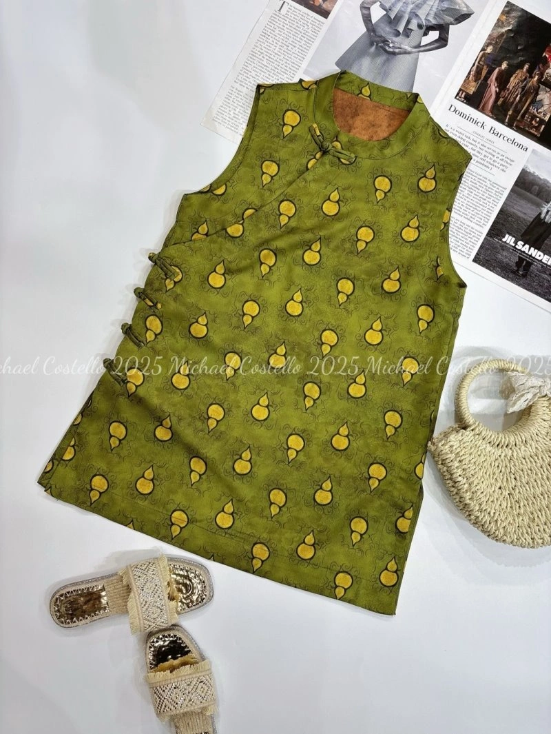 Factory-made Chanel Vest