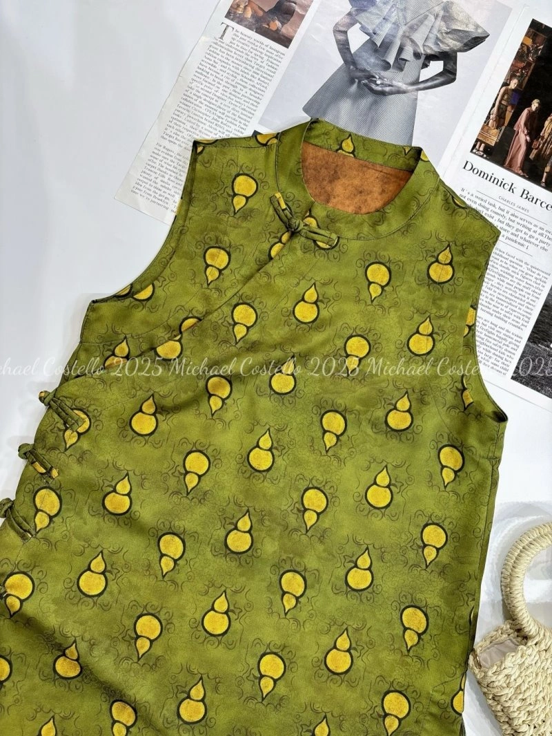 Factory-made Chanel Vest