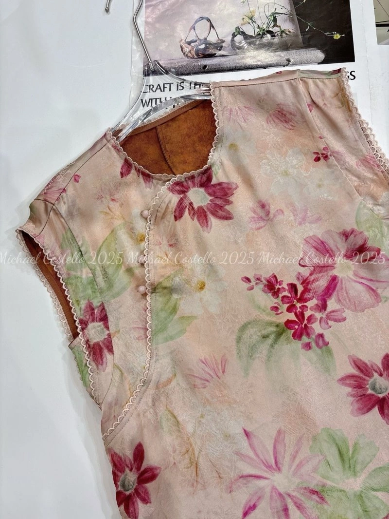 Legit Chanel Vest