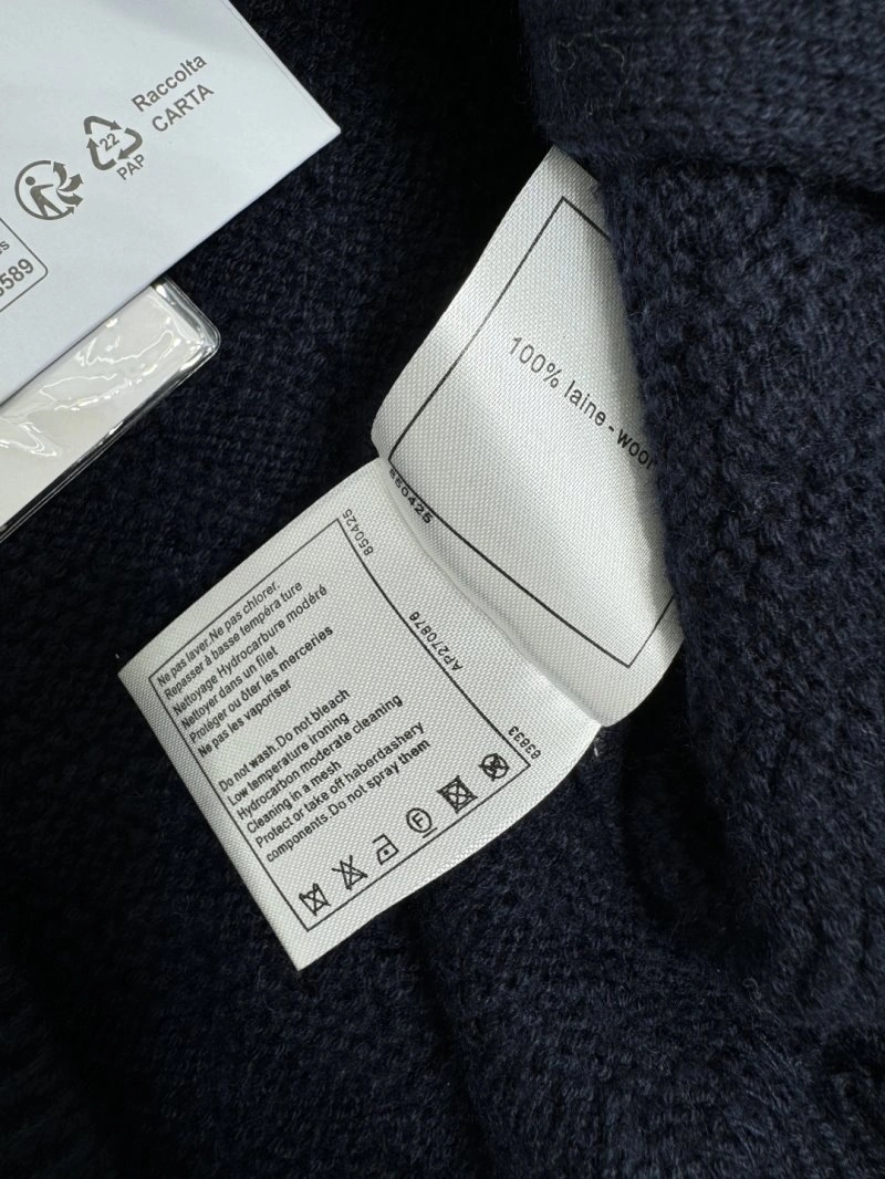 Cut-rate Chanel Vest