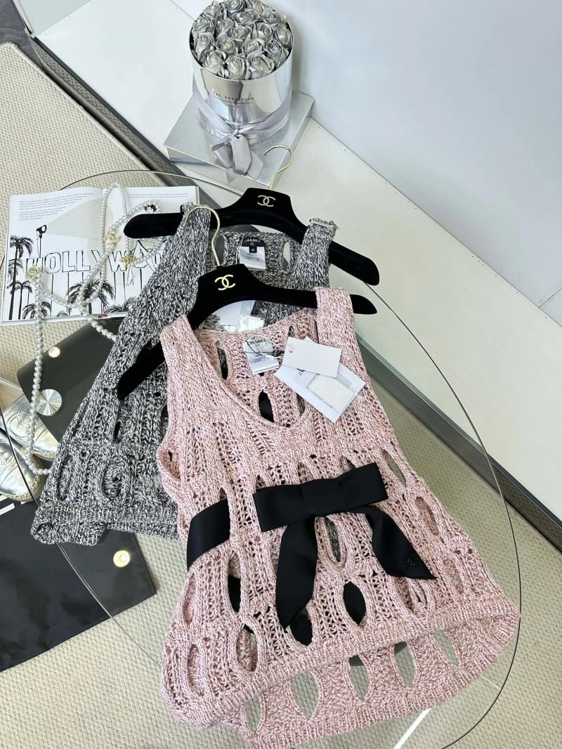Precise copy Chanel Vest