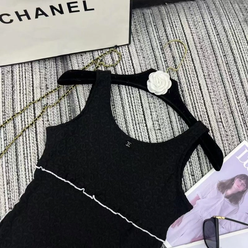 Precise copy Chanel Vest