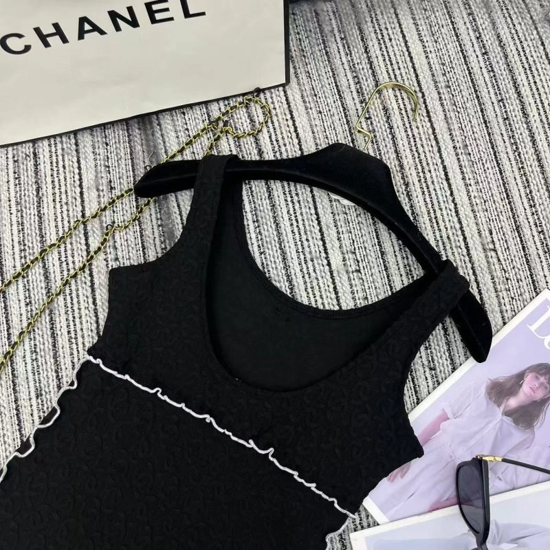 Precise copy Chanel Vest