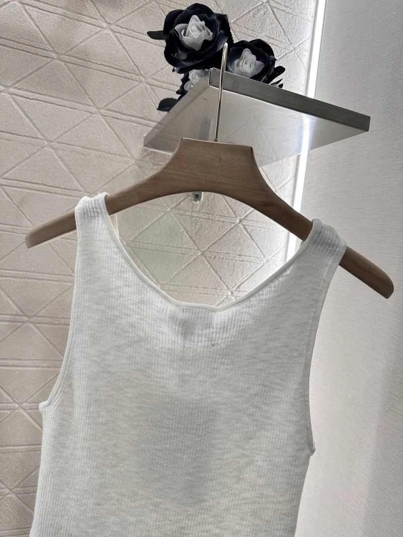 Top match Chanel Vest