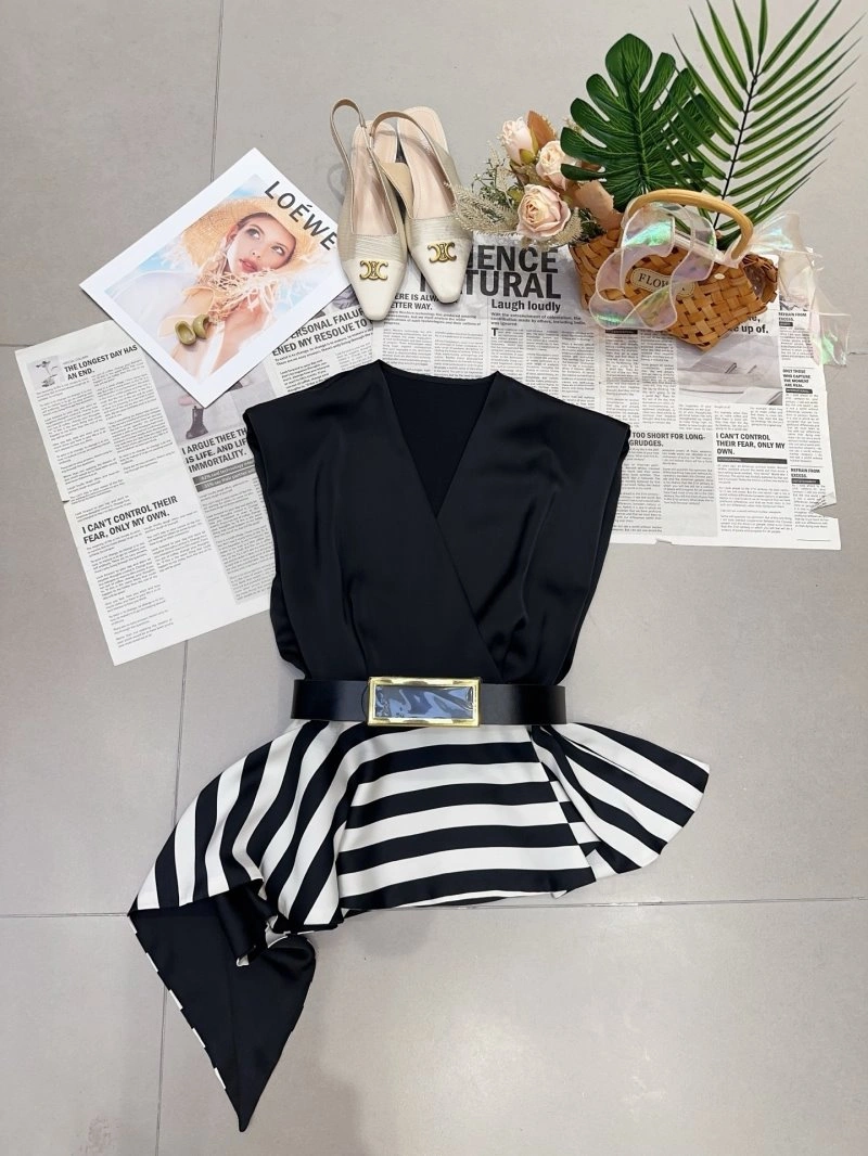 Official Chanel Vest